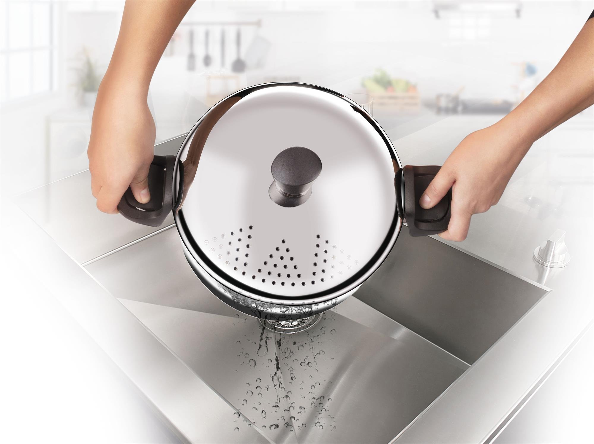 Lamart LT1206 Hrnec s cedicí poklicí STRAIN, 5,8 l (42003761 ...